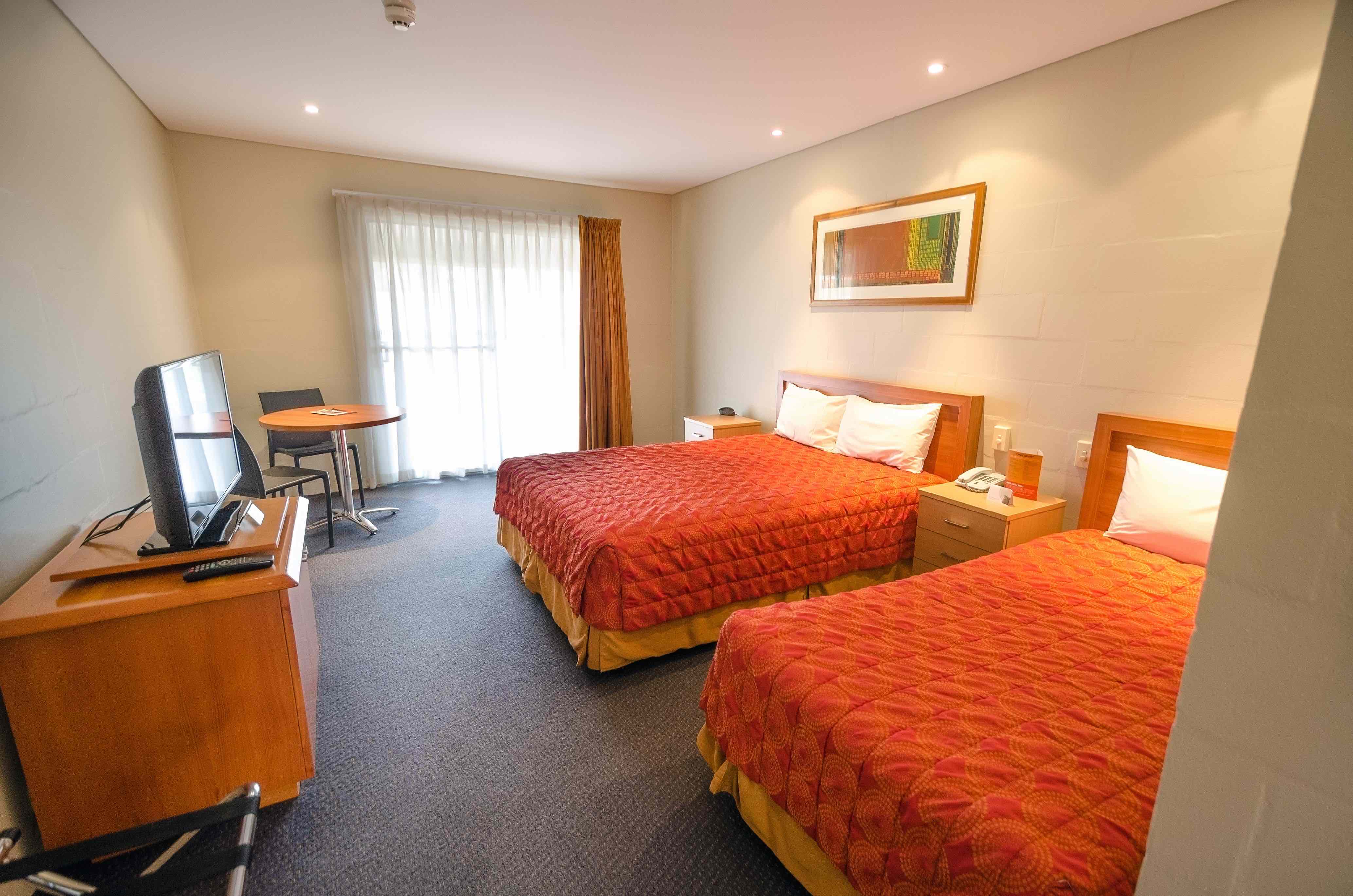 Outback Pioneer Hotel and Lodge